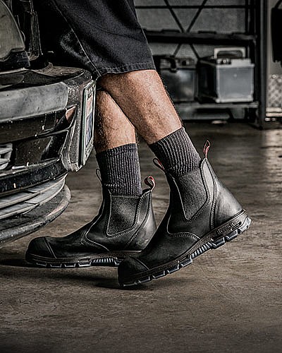 נעל בטיחות רדבק עם כיפת מגן REDBACK USBCH